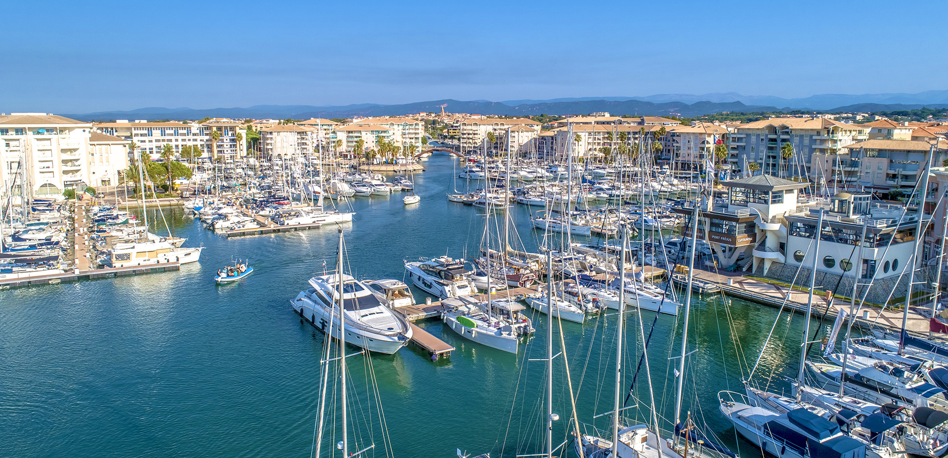 Contacter la Capitainerie du Port de Fréjus dans le Var sur la Côte d'Azur