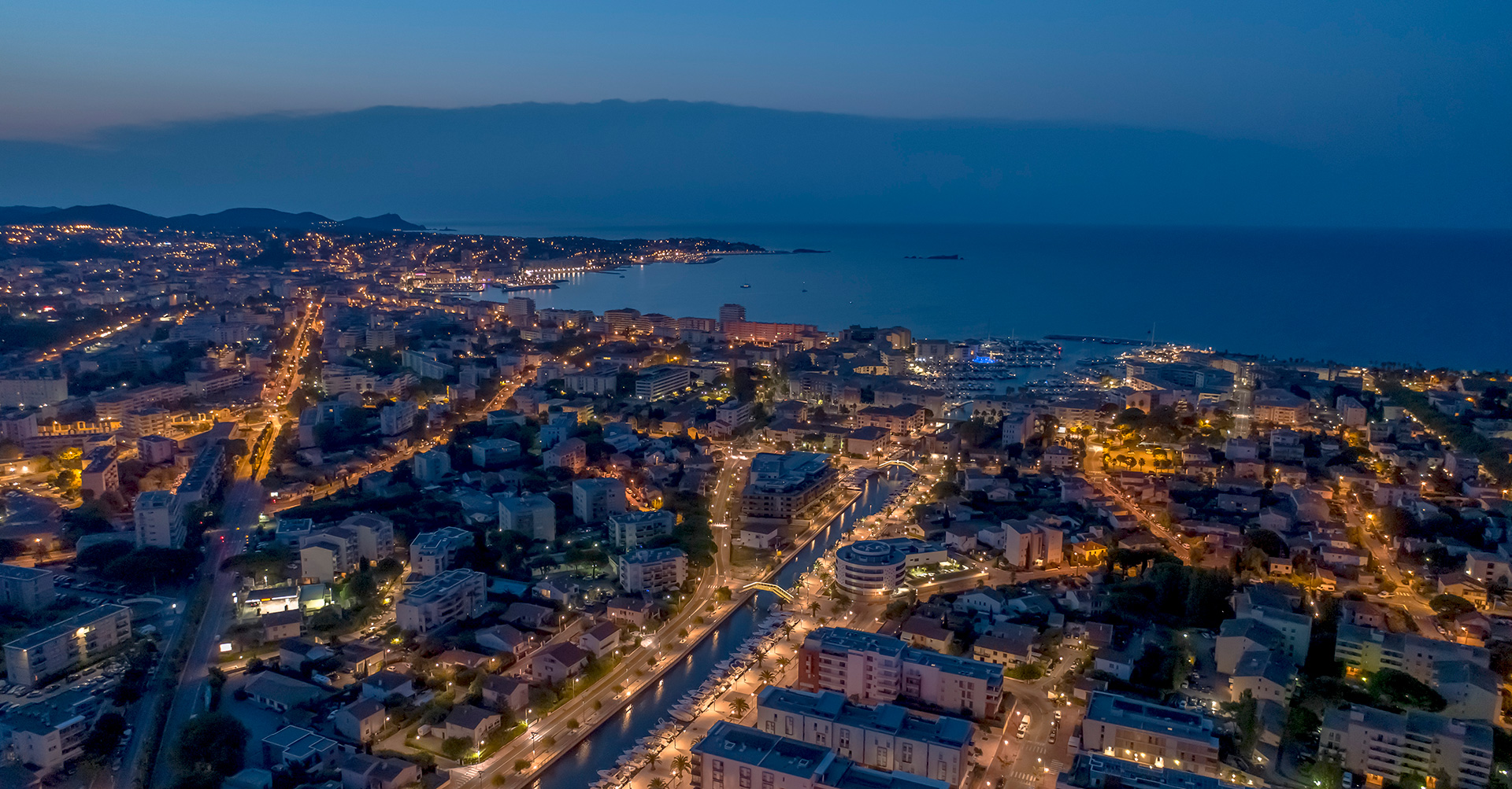 Interactive map of Port Fréjus - Points of interest main port and Canal ...